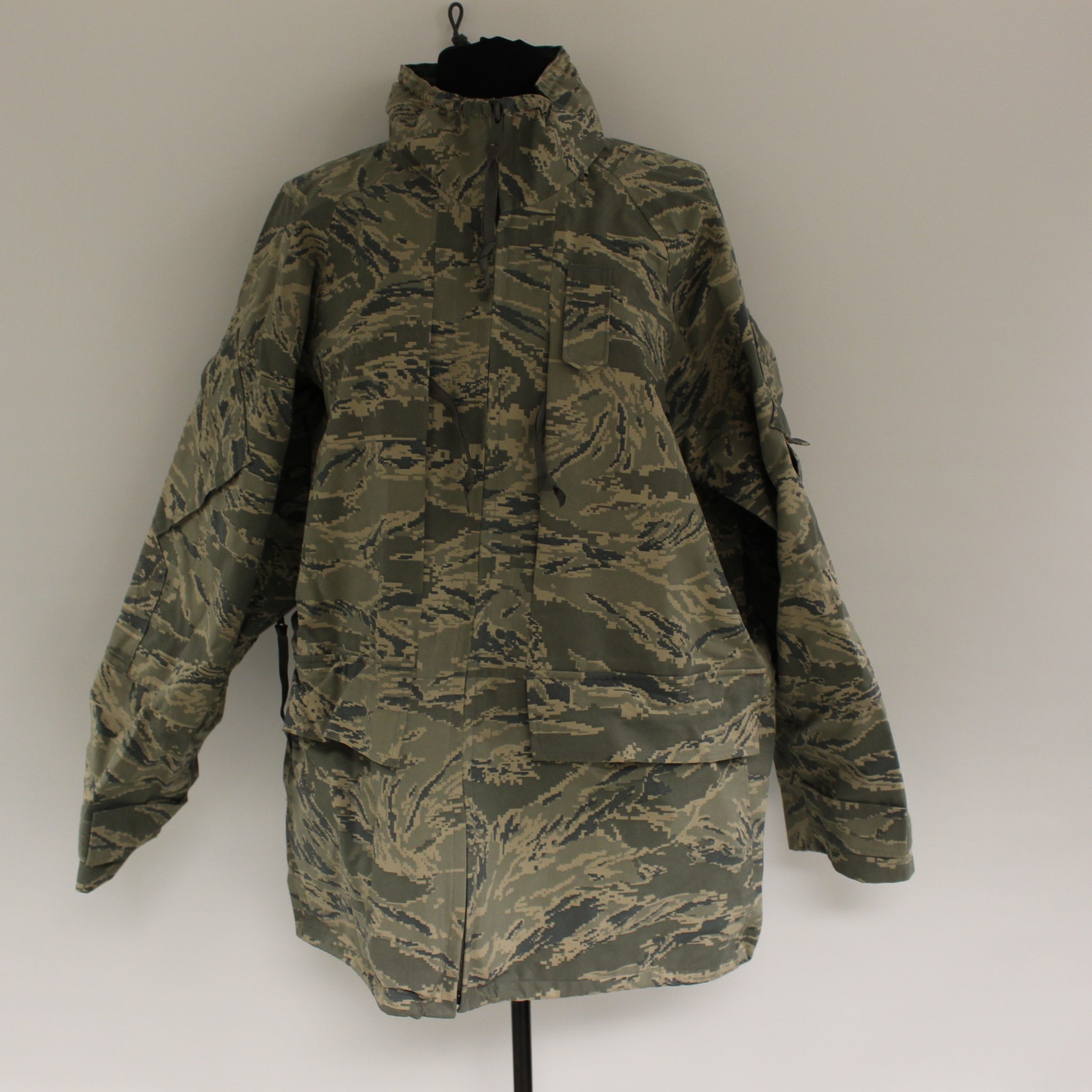 USAF APECS All Purpose Environmental Camouflage Parka - Size: Large Sh ...