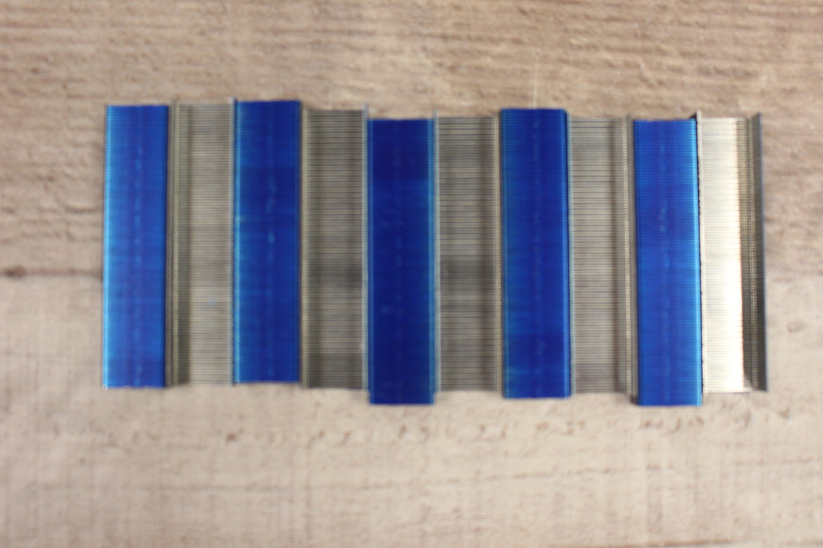 Arrow Standard Blue Point Staples 2500 Staples -Blue -Open Box ...