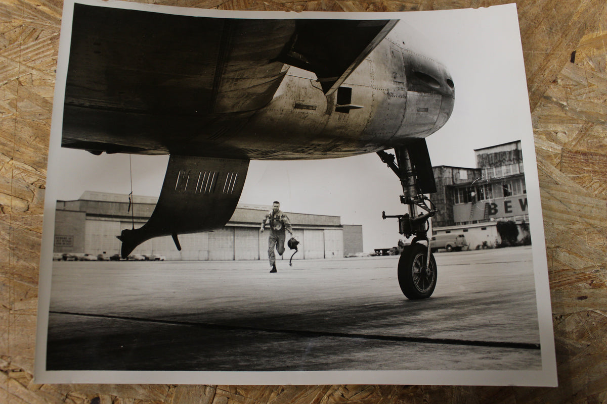 Vintage Authentic and Original WW2 Photo Pilot Running Towards Aircraf ...